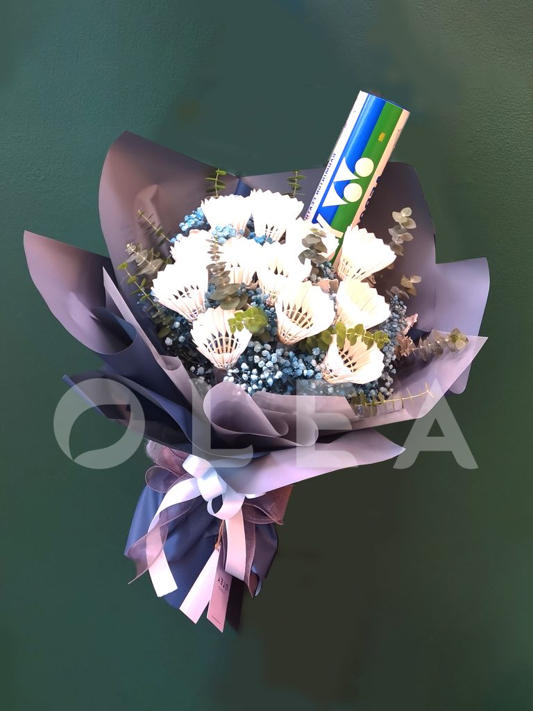 shuttlecock Hand Bouquet Delivery KL | Olea Florist Modern Arrangement